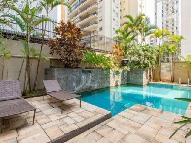 Apartamento com 141 m² de área útil, 2 vagas, 2 dormitórios, sendo 2 suítes