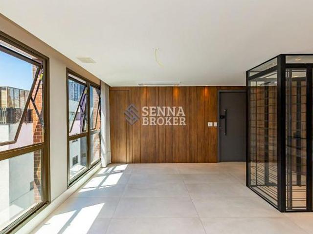 Apartamento com 142m² 2 Suítes 4 vagas de garagem planta original 3 Dorm à venda no Água Verde