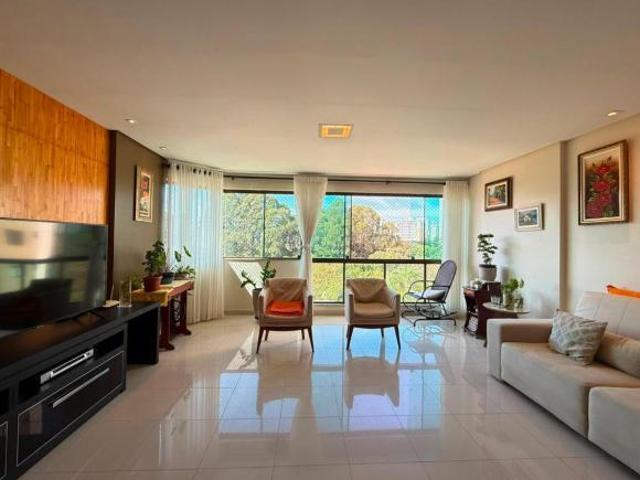 Apartamento com 143m² e 3 suítes Águas Claras