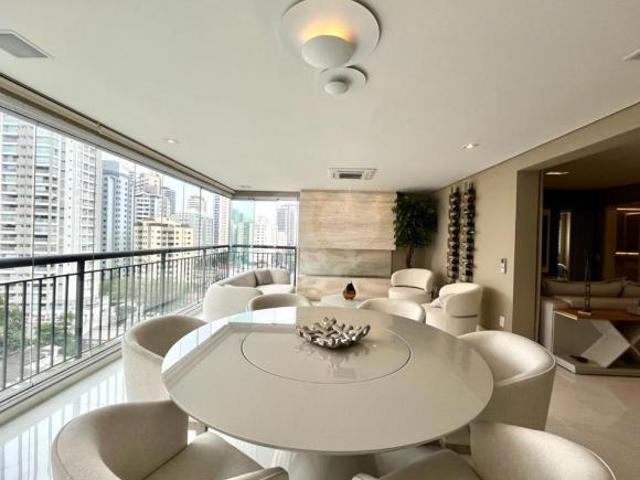 Apartamento com 155 m² à venda e para locação no Edifício Harmonie Vila Mascote