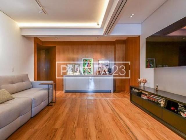 Apartamento com 156 m², 1 quarto sendo 1 suíte à venda no bairro Vila Nova Conceição