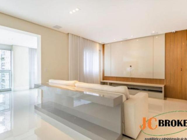 Apartamento com 157 m², 3 Suítes, Sala para 2 ambientes, Varanda gourmet integrada à sala, 3 Vagas