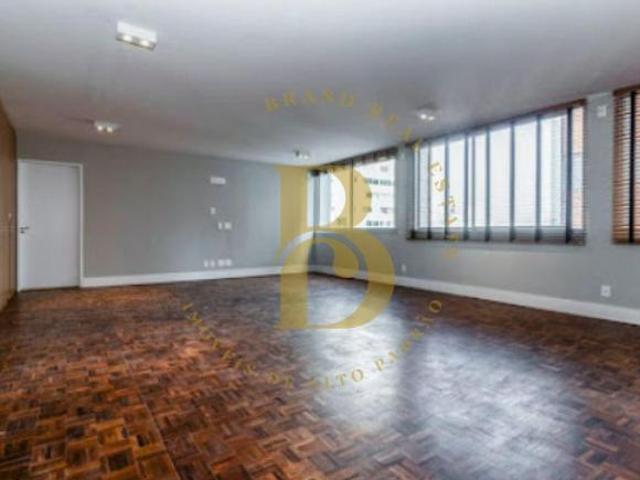 Apartamento com 157 m², 2 suítes à venda no Itaim Bibi