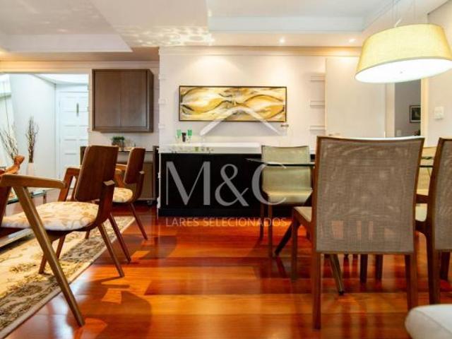 Apartamento com 159 m², 3 quartos sendo 1 suíte à