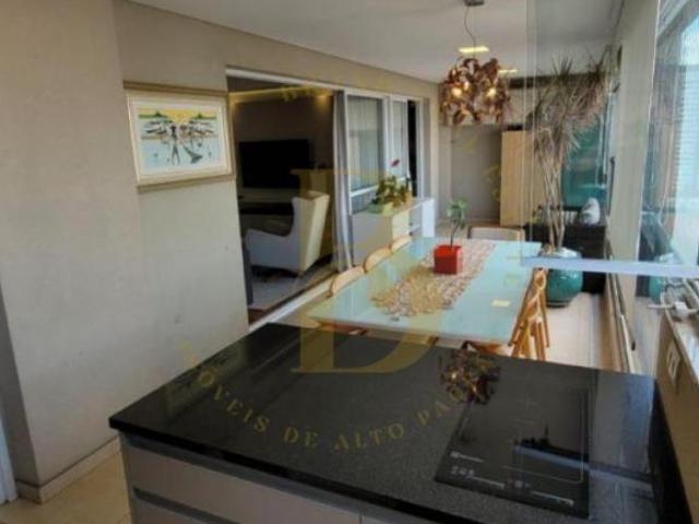 Apartamento com 150 m², 4 quartos sendo 3 suítes à venda no bairro Vila Mariana
