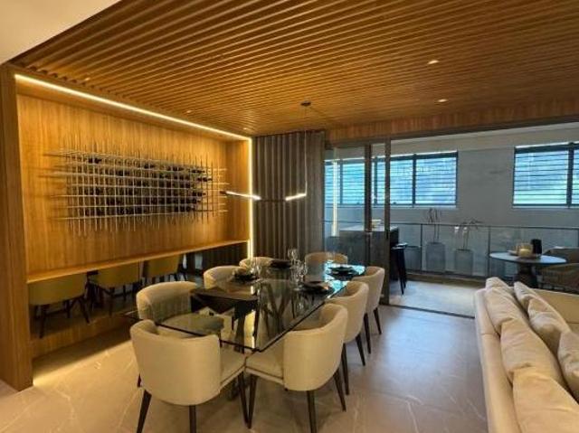 Apartamento com 150 m² e 3 quartos à venda em Juvevê