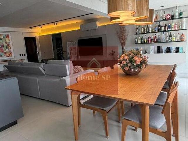 Apartamento com 153m², 3 dormitórios, sendo 3 suítes, 2 vagas