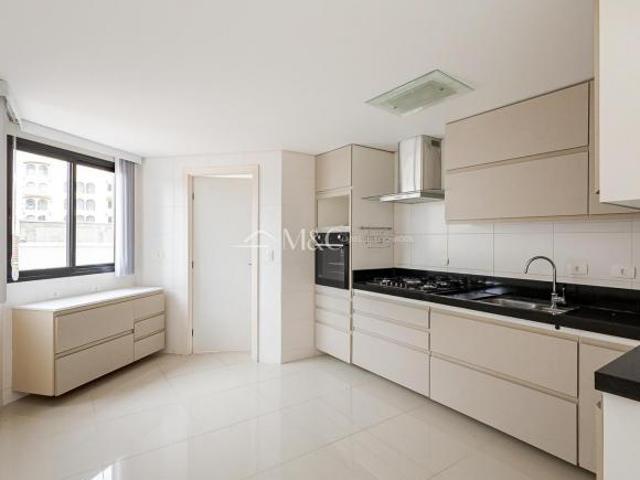 Apartamento com 164 m², 3 quartos sendo 3 suítes à venda no bairro São Francisco