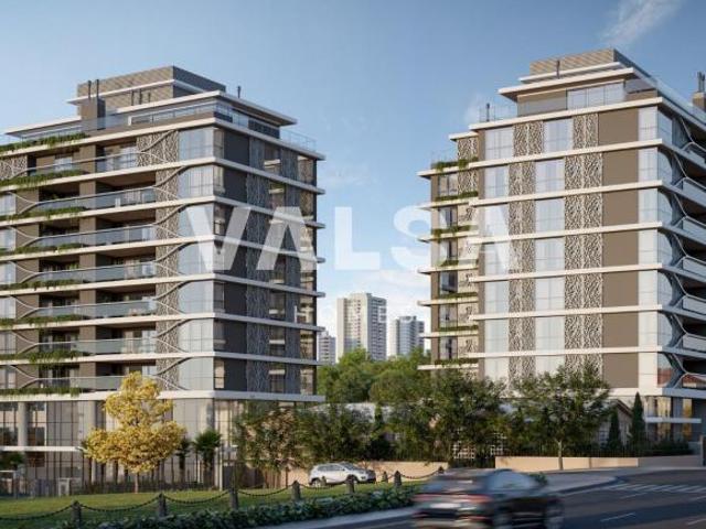Apartamento com 164.75 m², 3 quartos sendo 3 suítes à venda no bairro Mercês