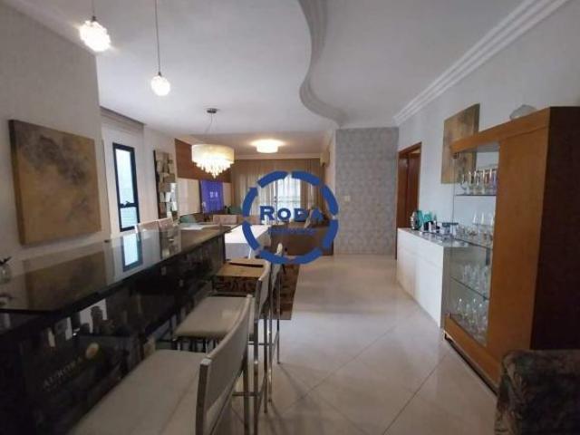 Apartamento com 165 m², 3 dormitórios e 2 vagas na Ponta da Praia
