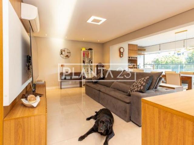 Apartamento com 165 m², 3 quartos sendo 1 suíte à venda no bairro Santo Amaro