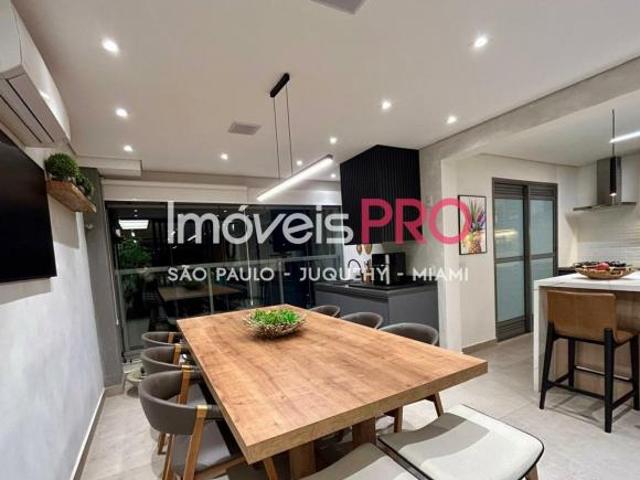 Apartamento com 165 m² na Vila Mariana, ao lado do Parque do Ibirapuera