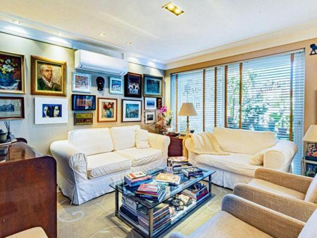 Apartamento com 166m² e 2 dormitórios no bairro Moinhos de Vento