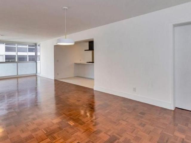 Apartamento com 167 m², 3 quartos sendo 2 suítes à venda no bairro Higienópolis