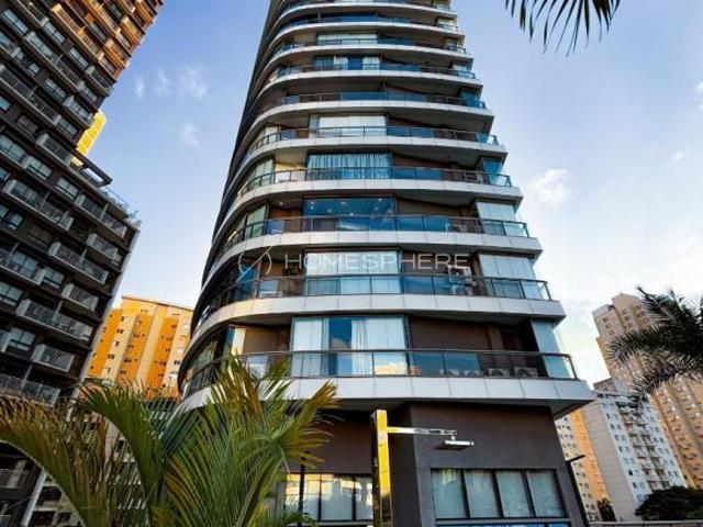 Apartamento com 168 m², 3 quartos sendo 3 suítes à venda no bairro Itaim Bibi