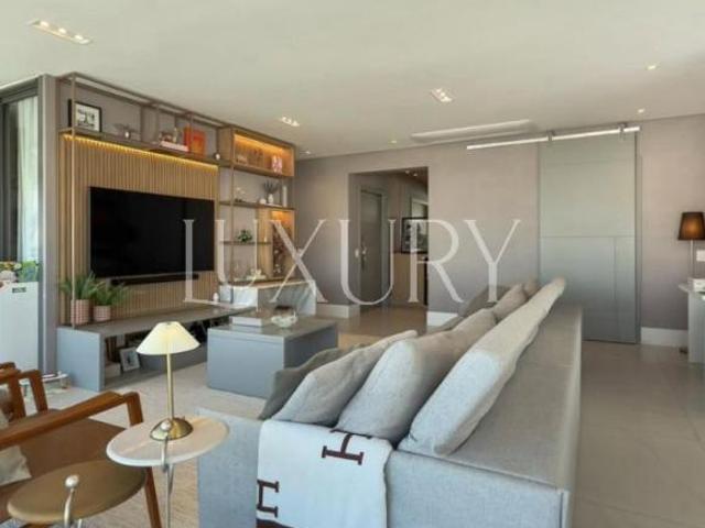 Apartamento com 168 m², 3 quartos sendo 3 suítes à venda no bairro Vila Olímpia