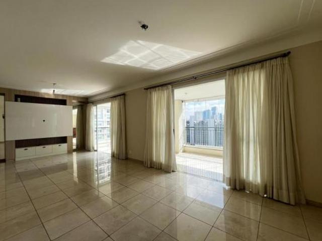 Apartamento com 168 m², 4 quartos à venda no Brooklin
