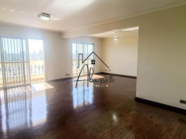 Apartamento com 160m2 área util, 3 quartos, 1 suite, 4 banheiros, 2 vagas cober