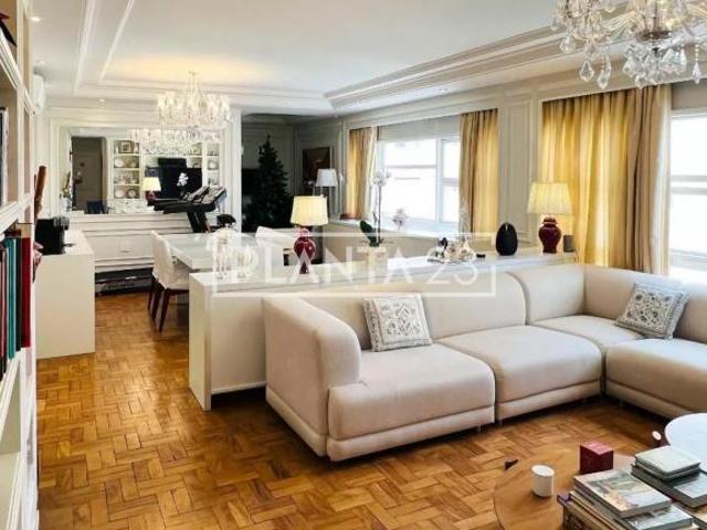 Apartamento com 174 m², 3 quartos sendo 1 suíte à venda no bairro Jardim América
