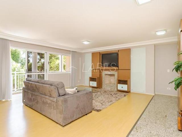 Apartamento com 176 m², 3 quartos sendo 3 suítes à venda no bairro Bigorrilho