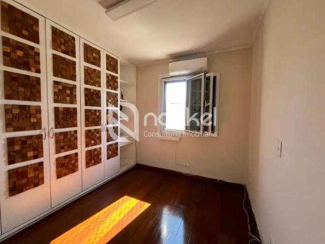 Apartamento com 176 m², à venda, na Vila Mariana