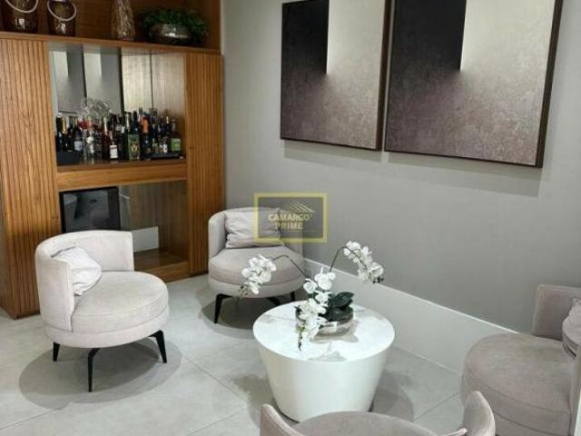 Apartamento com 170 metros de área útil, para venda, na Água Branca