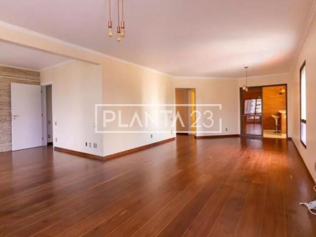 Apartamento com 171 m², 3 quartos sendo 3 suítes à venda no bairro Itaim Bibi