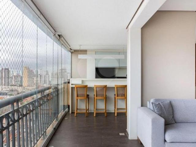 Apartamento com 172 m² e 4 quartos à venda na Vila Romana