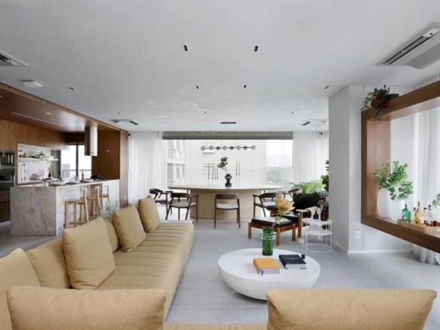 Apartamento com 185 m² e 3 quartos à venda em Itaim Bibi
