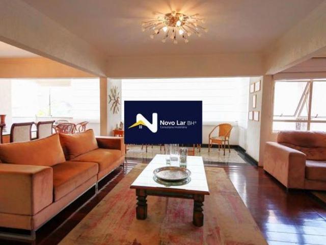 Apartamento com 185m², 4 Quartos, 2 vagas no Santa Lúcia