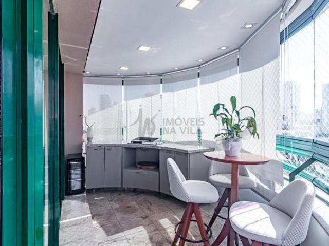 Apartamento com 187m² e com 3 suites, escritório e 4 vagas