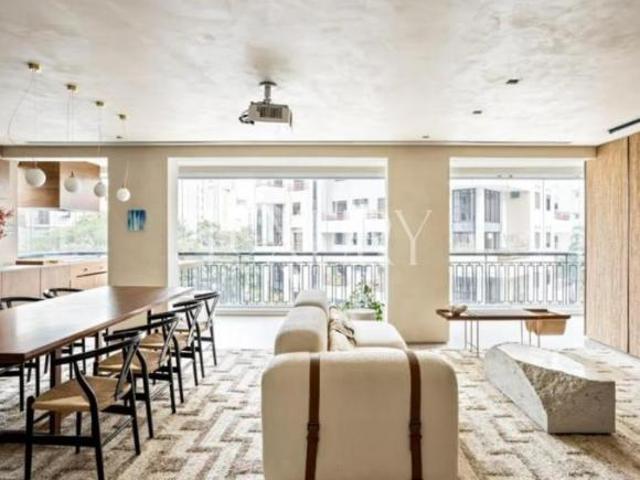 Apartamento com 189 m², 3 quartos sendo 3 suítes à venda no bairro Itaim Bibi