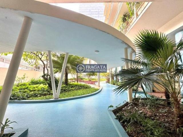 Apartamento com 180 mt, varanda, 3 suítes no Jardim Paulista