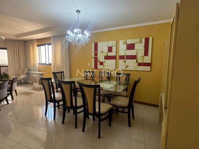 Apartamento com 180 m², 3 quartos sendo 3 suítes à venda no Centro