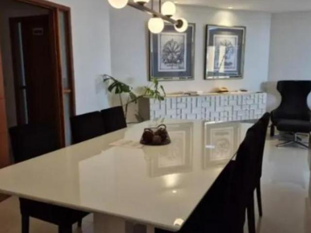 Apartamento com 180 m² e 4 quartos à venda no Santa Paula