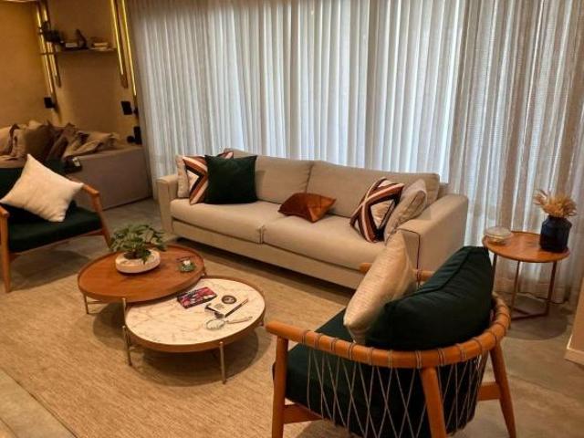 Apartamento com 182 m² e 3 suítes em Santa Teresinha