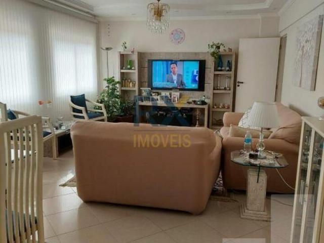 Apartamento, com 195 m² no bairro Vila Mariana