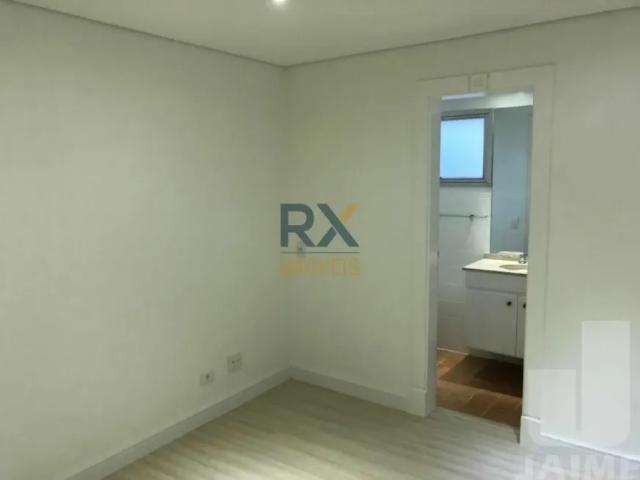 Apartamento, com 195 m² no bairro Jardim Paulista