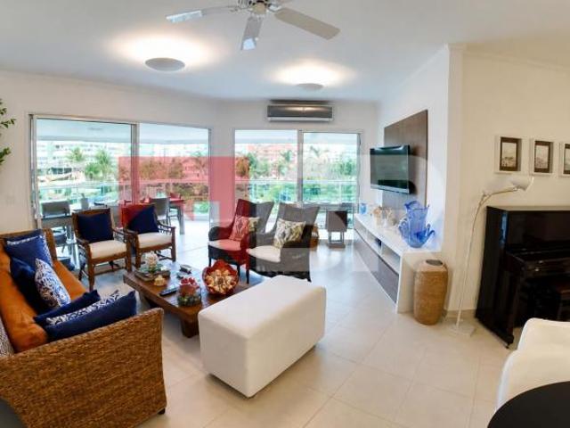 Apartamento com 196 m² e 4 quartos à venda em Riviera de São Lourenço