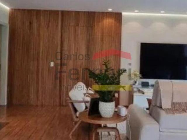Apartamento com 196m2 e 6 vagas em frente ao Horto Florestal