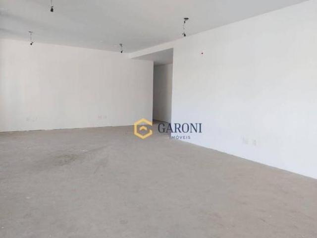Apartamento com 197 m², 3 suítes e 5 banheiros á Venda no Sumaré SP