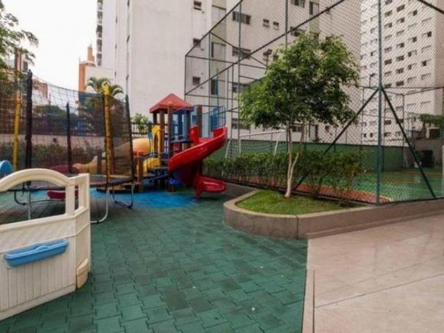 Apartamento com 197 m² de área útil, 4 dormitórios, 3 Suítes, 2 vagas