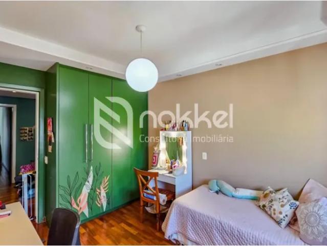 Apartamento com 197 m², 3 quartos sendo 3 suítes à venda no bairro Paraíso
