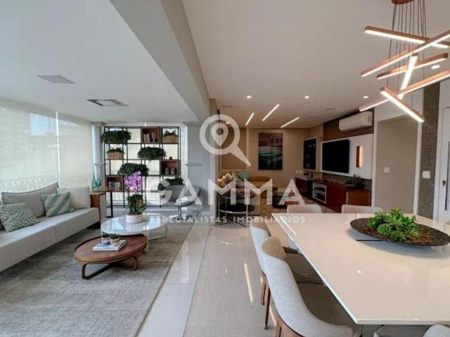 Apartamento com 190m², 3 suítes, 4 vagas, varanda gourmet em Perdizes