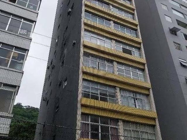 Apartamento com 1 dorm à venda, 31 m² por R$ 125.884,66 Itararé São Vicente/SP