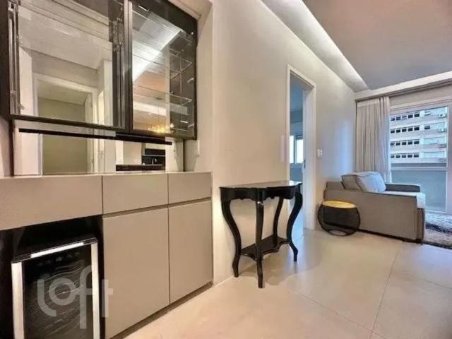 Apartamento com 1 dormitório 1 Suíte, à venda no bairro Petrópolis, Porto Alegre