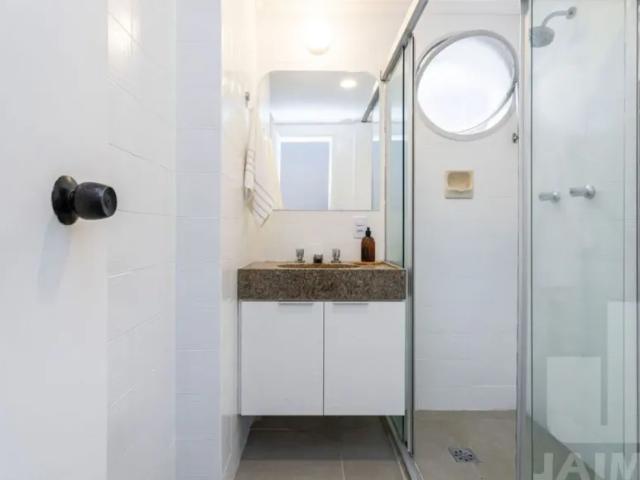 Apartamento com 1 Dormitório 1 Vaga em Consolação