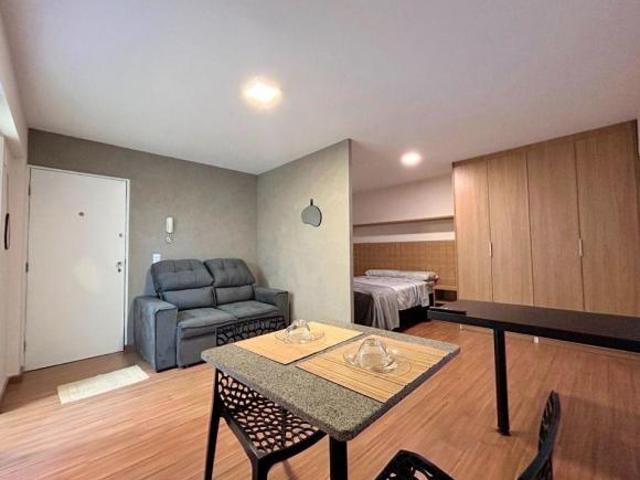 Apartamento com 1 dormitório mobiliado, 32 m², Centro Curitiba/PR