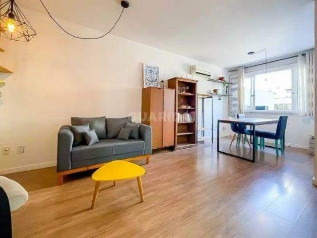 Apartamento com 1 dormitório, mobiliado, no bairro Cidade Baixa COD: 22196