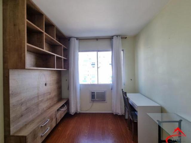 Apartamento com 1 dormitório na Avenida Ipiranga